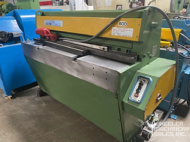 Used EDWARDS 3.25/1250/DD SHEARS, POWER SQUARING (Gauges) 5918 | Wheeler Machinery Sales