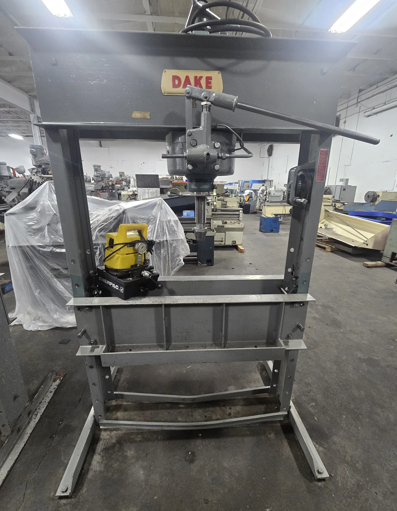 Used DAKE 75H Fabricating/Presses, Press-H Frame 1943 | Machinery Central