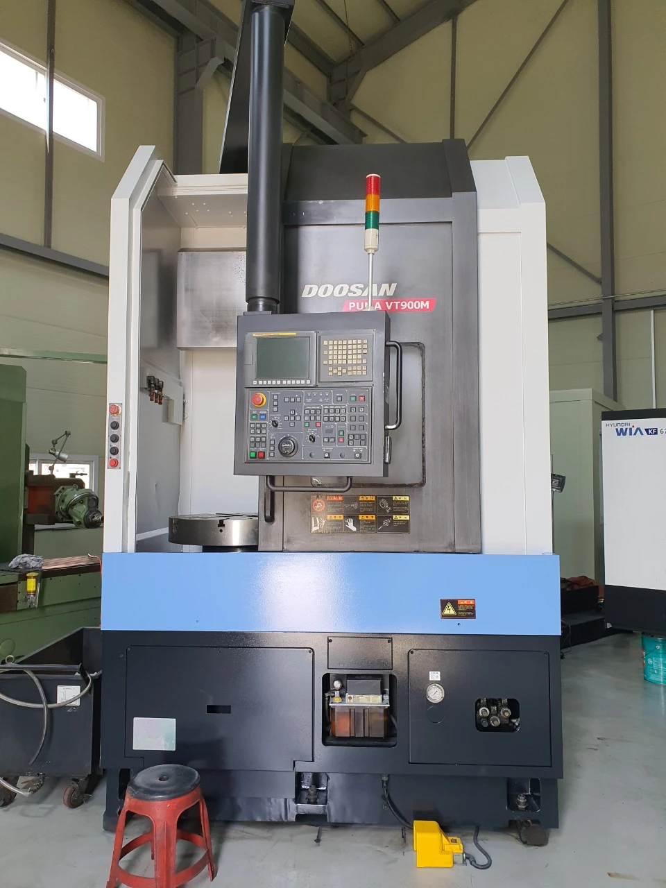 Used 2011 DOOSAN VT900M Boring Mills Vertical CNC 8703 | USED CNC WAREHOUSE