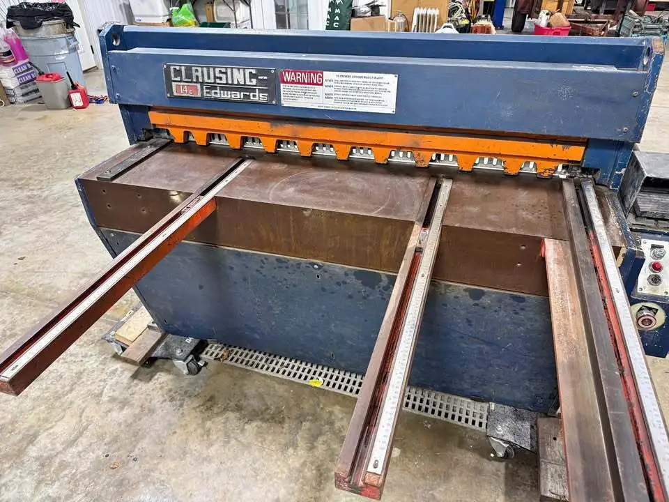 Used CLAUSING EDWARDS 2.5/1250 Shears-Power Squaring Mech. 94781 ...