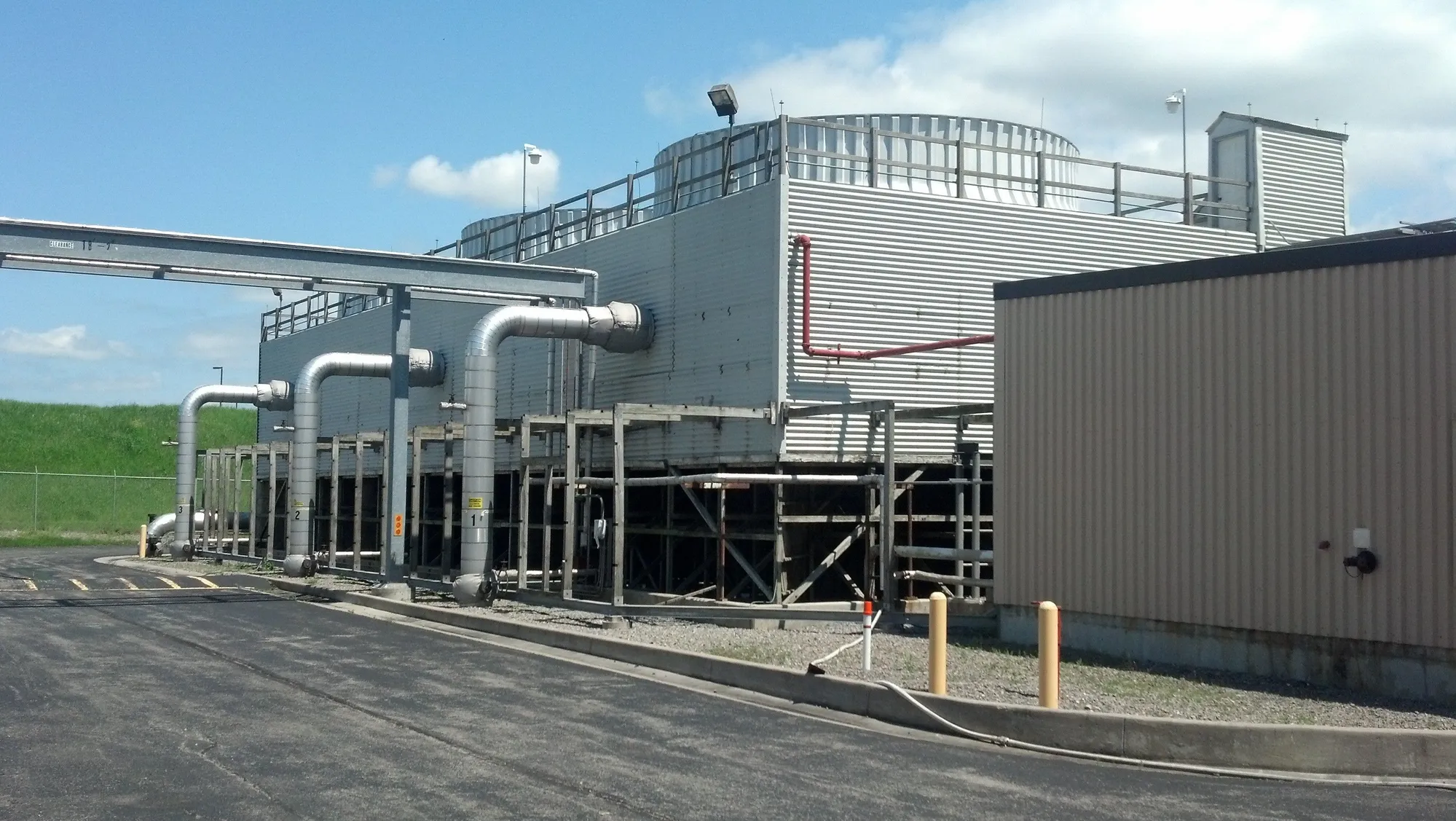 Item# P6122 - GE Steam 25000KW, 60Hz, 13800V Turbine Power Plant ...