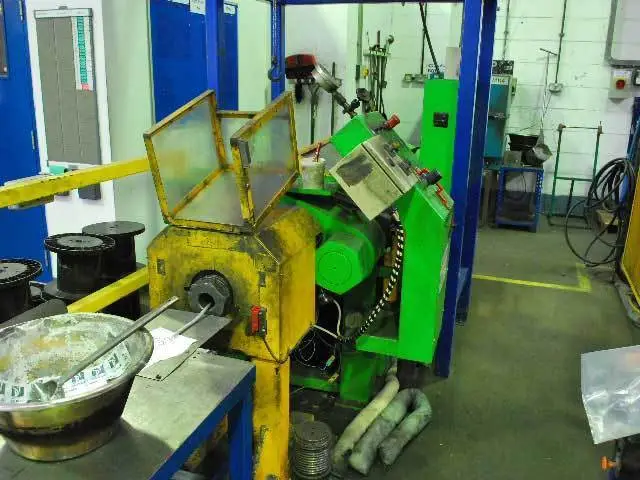 Used COLLIN PRESSES, EXTRUSION 13082 | Machinery International LLC