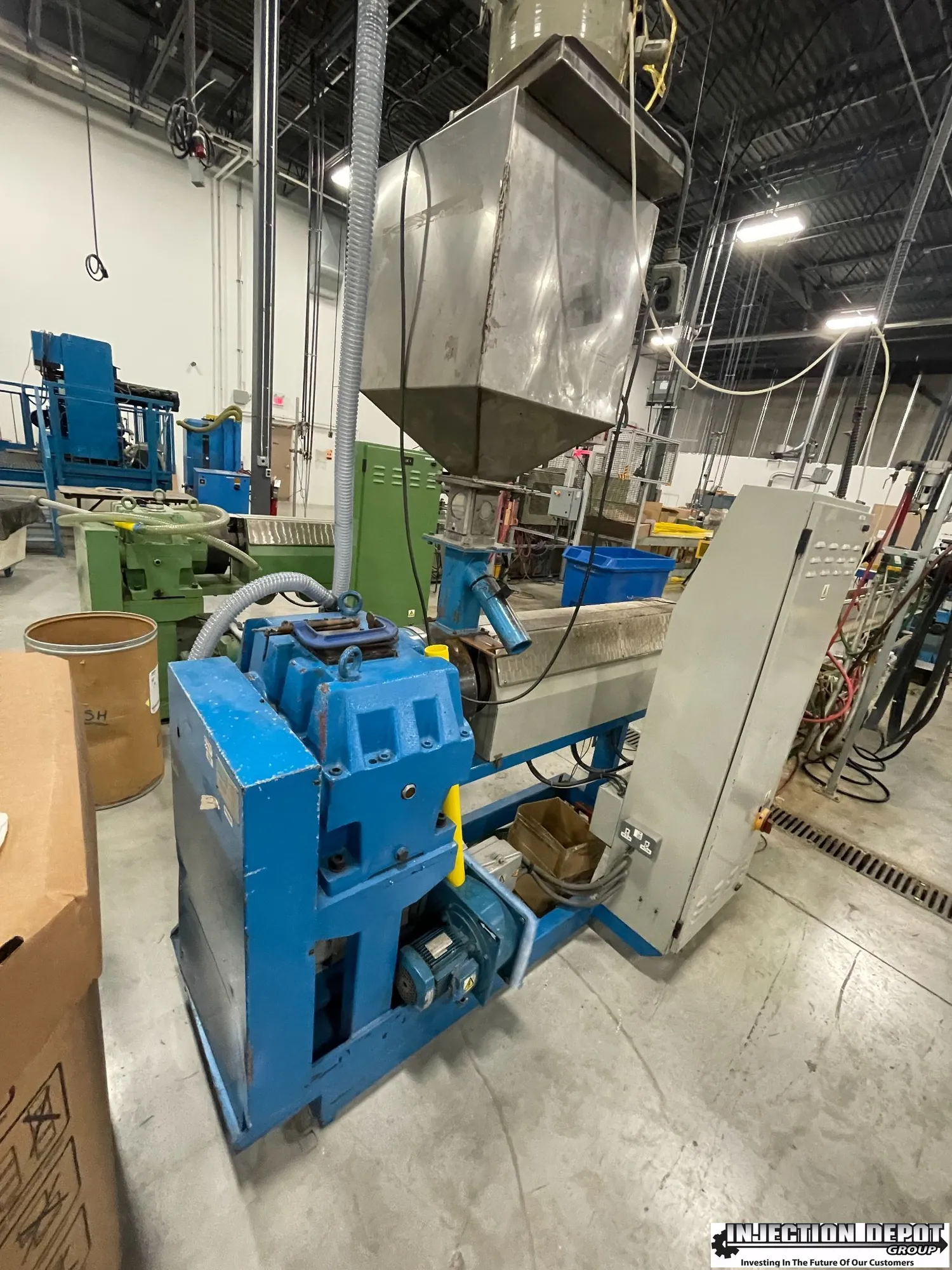 Used BETOL BC60 Screw and Barrel Extruder | INJECTION DEPOT GROUP