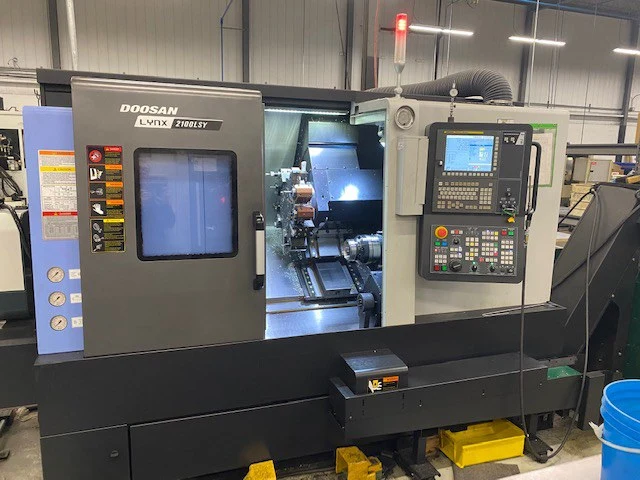 DOOSAN LYNX 2100LSYB CNC UNIVERSAL MULTI TASKING CENTER | USED CNC WAREHOUSE