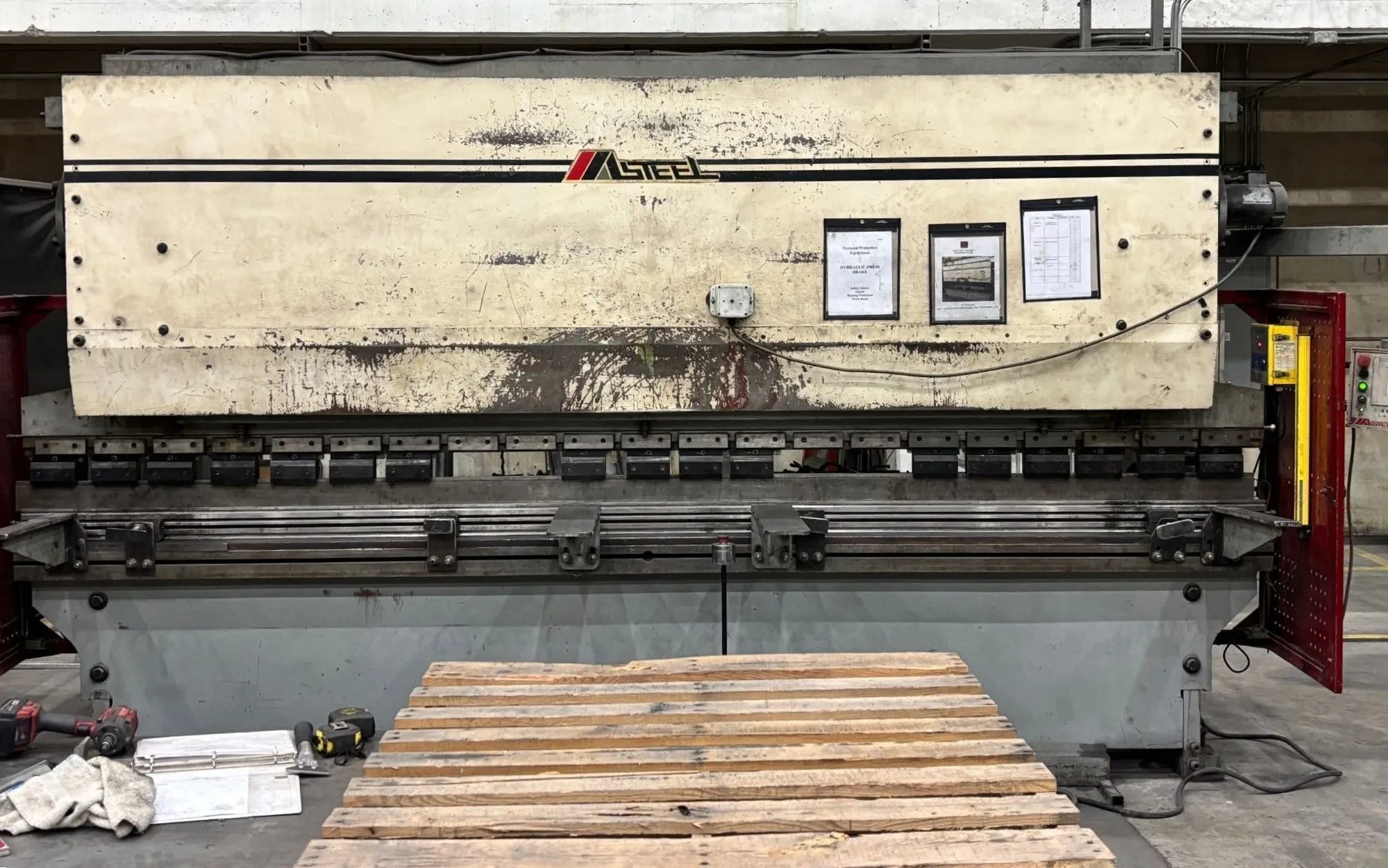 Used 2006 MASTEEL K400-14 Press Brakes-Hydraulic Power 94785 | Asset ...