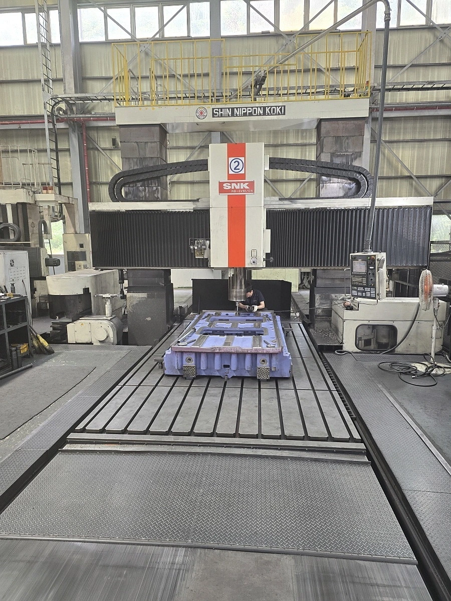 Used 2013 SNK RB 5VM CS VMC Gantry / Bridge Type CNC 9969 | USED CNC ...