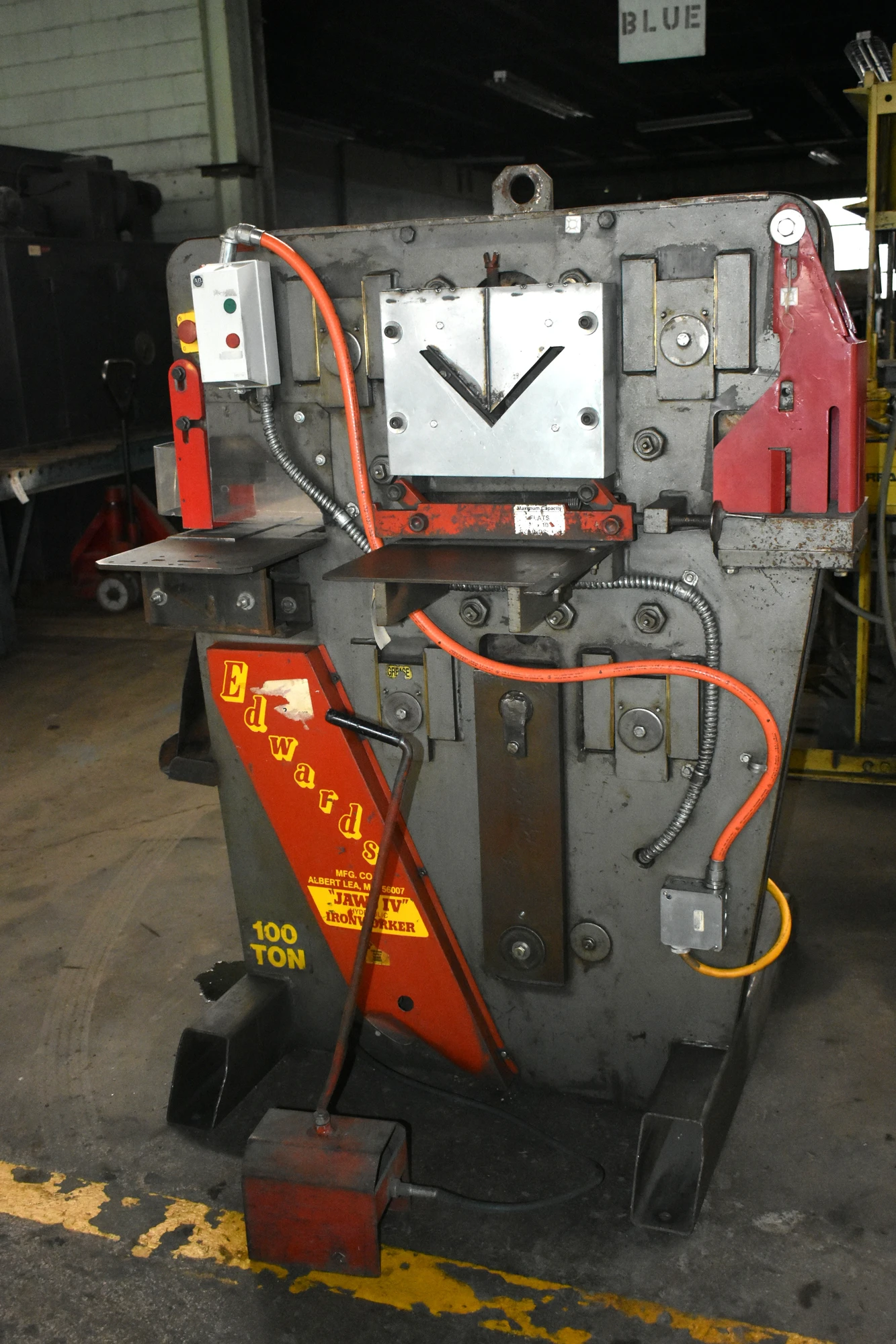Used EDWARD IW-100 Ironworker 30672 | Mohawk Machinery