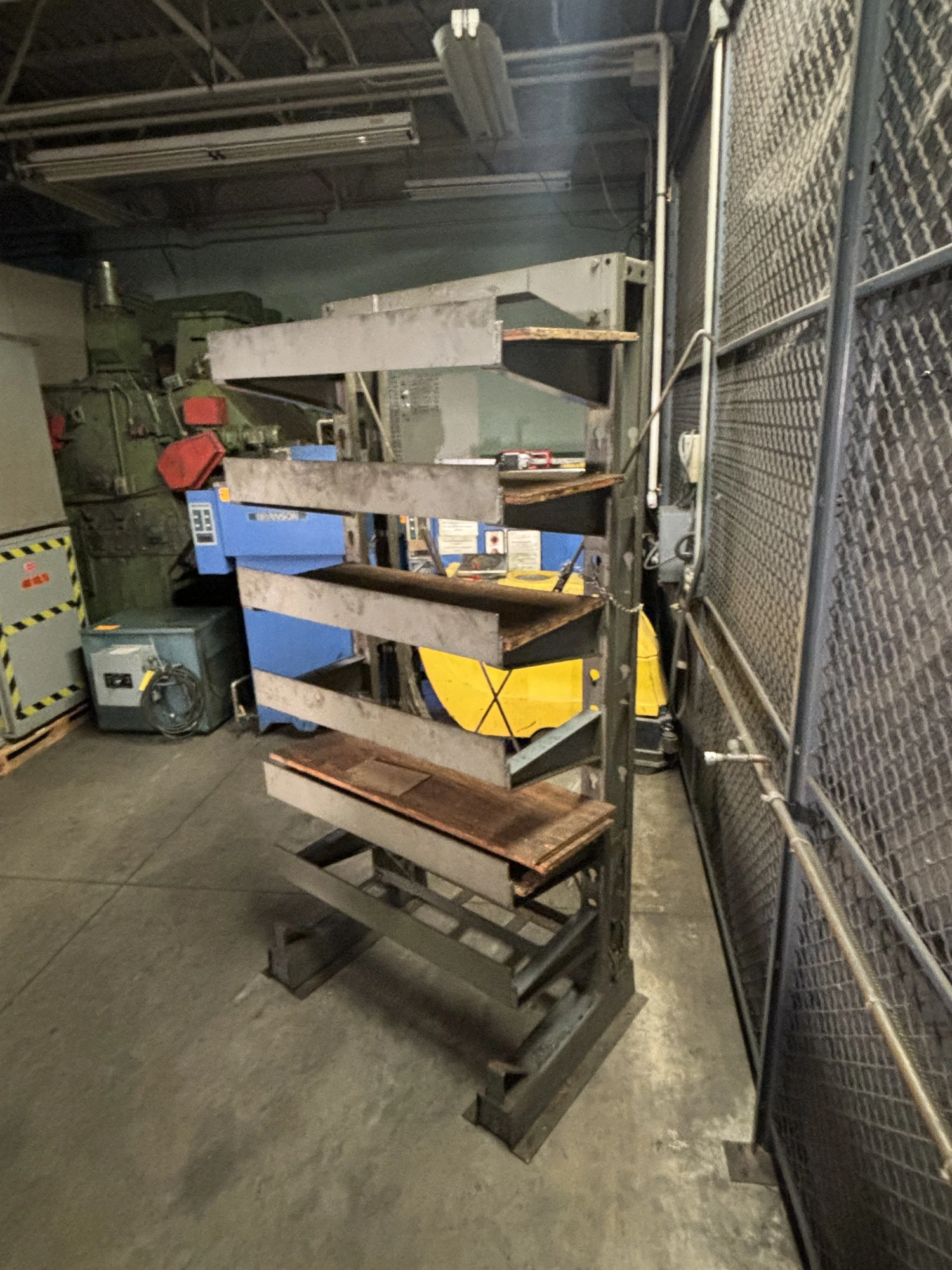 Used STEEL STORAGE SYSTEMS 16x38x84 Storage Racks & Totes 21873 ...