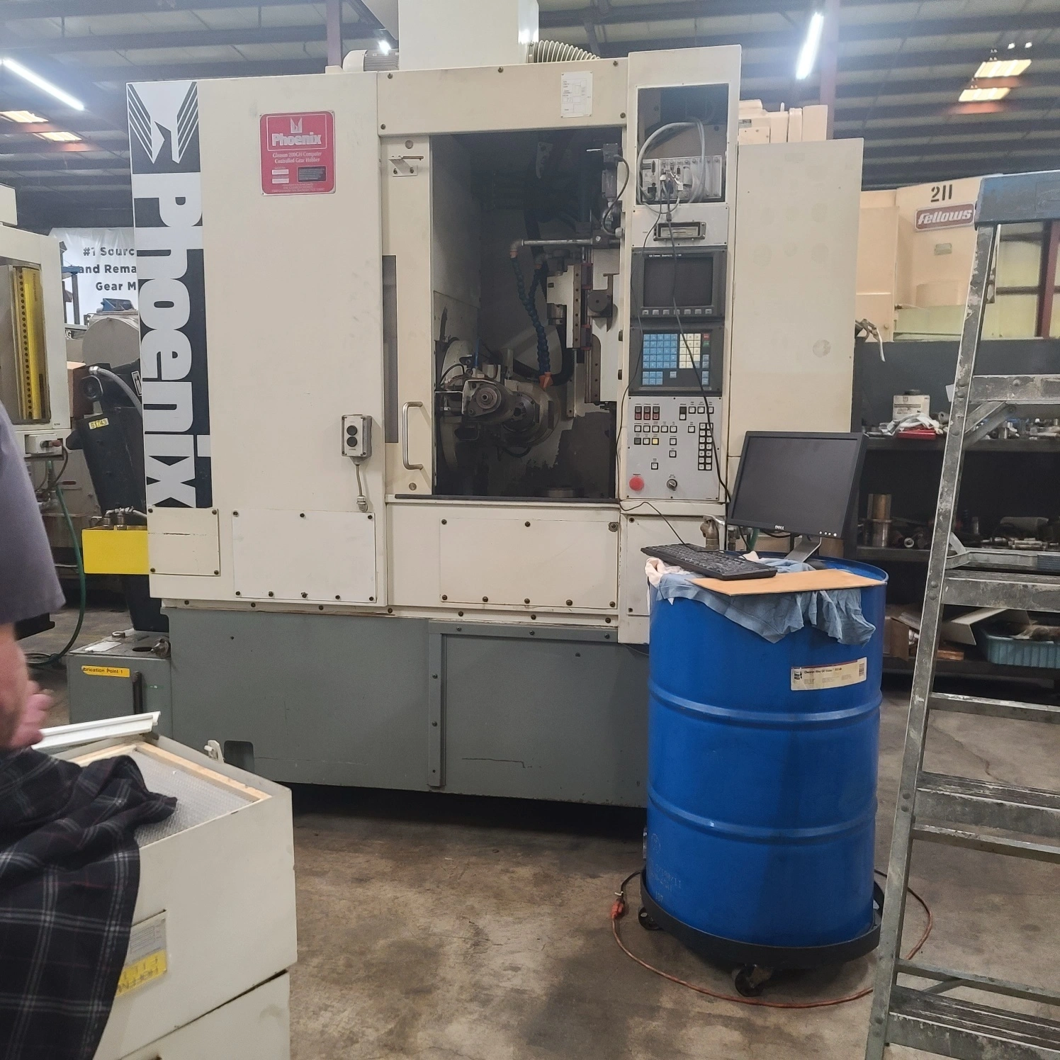Used 1995 GLEASON 200GH GEAR HOBBERS (CNC) 16633834 | Piselli Enterprises