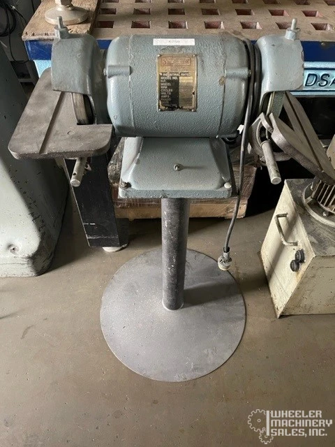 Used STANDARD CG-750 GRINDERS, PEDESTAL 6758 | Wheeler Machinery Sales