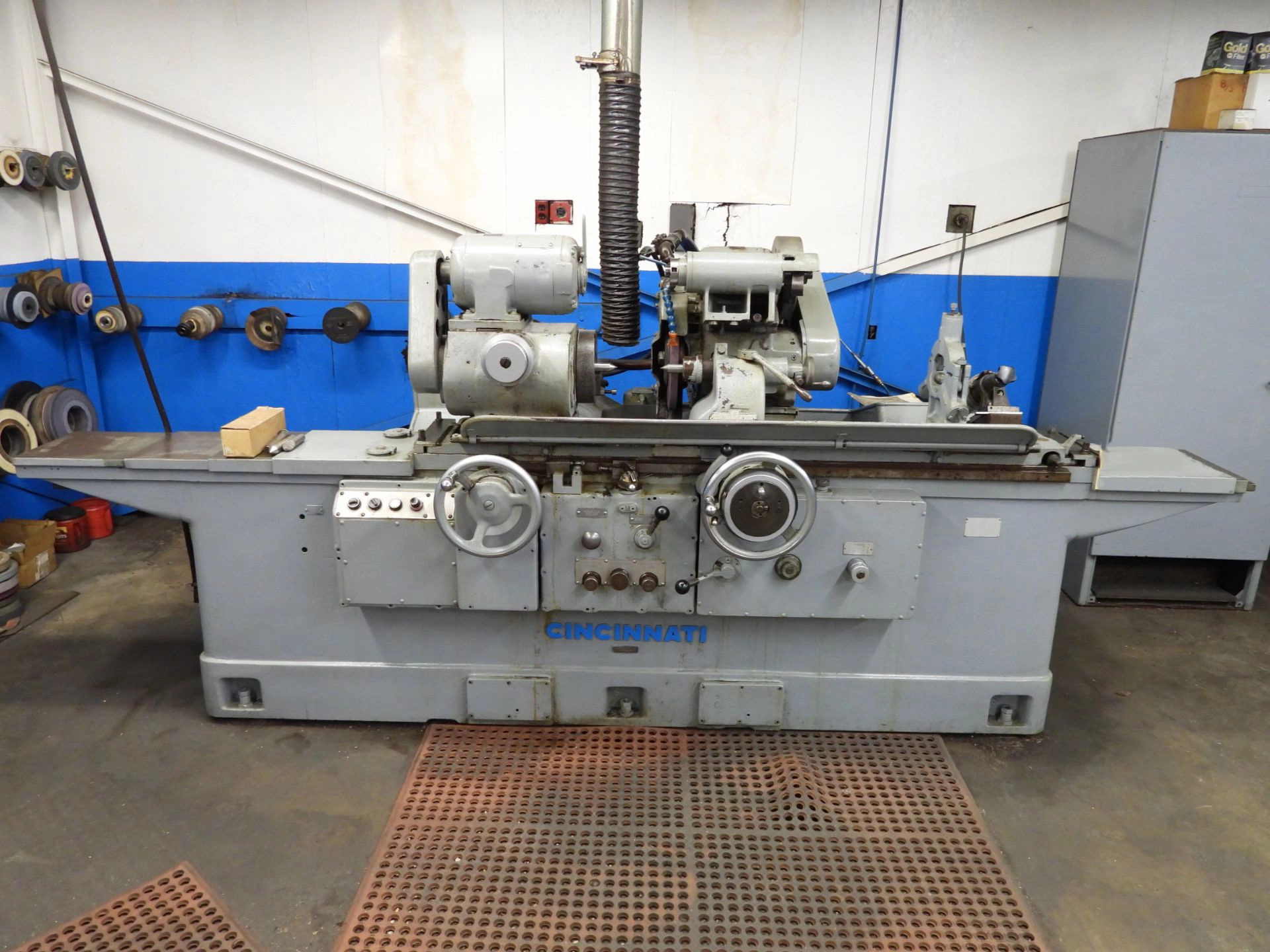 Used 1957 CINCINNATI 12 X 36 GRINDERS, CYLINDRICAL – UNIVERSAL 8772 ...