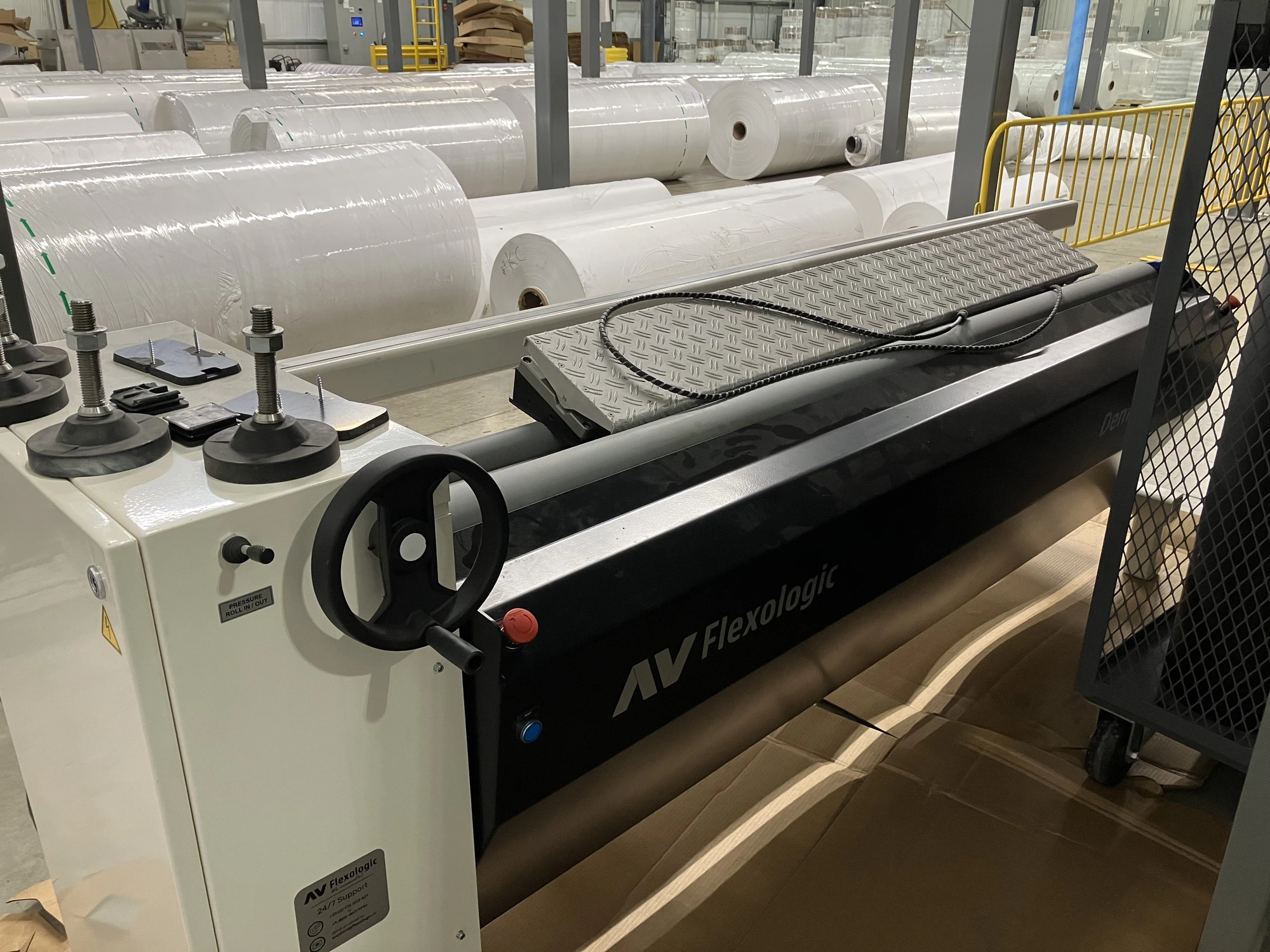 Used AV FLEXOLOGIC PLATE DE-MOUNTER Printing & Converting, Accessories ...