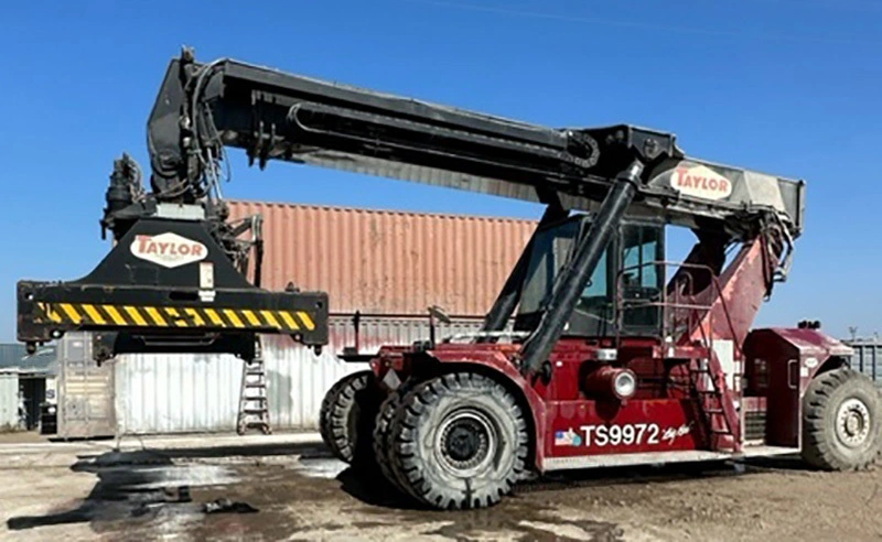 Used 2015 TAYLOR TS-9972 Reachstackers For Sale | JYC EQUIPMENT