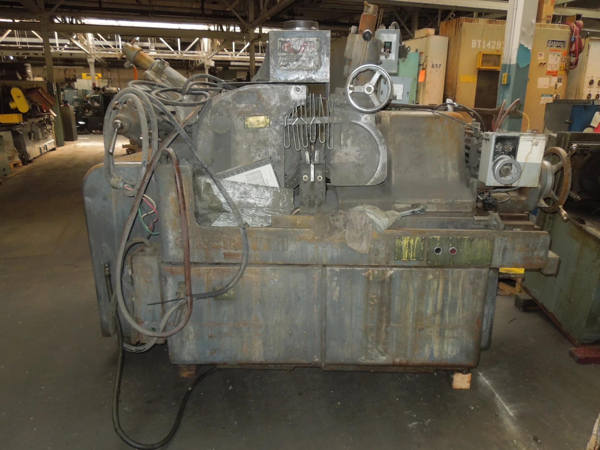 Used 1952 CINCINNATI #2 OM GRINDERS, CENTERLESS 8583 | GCH Machinery