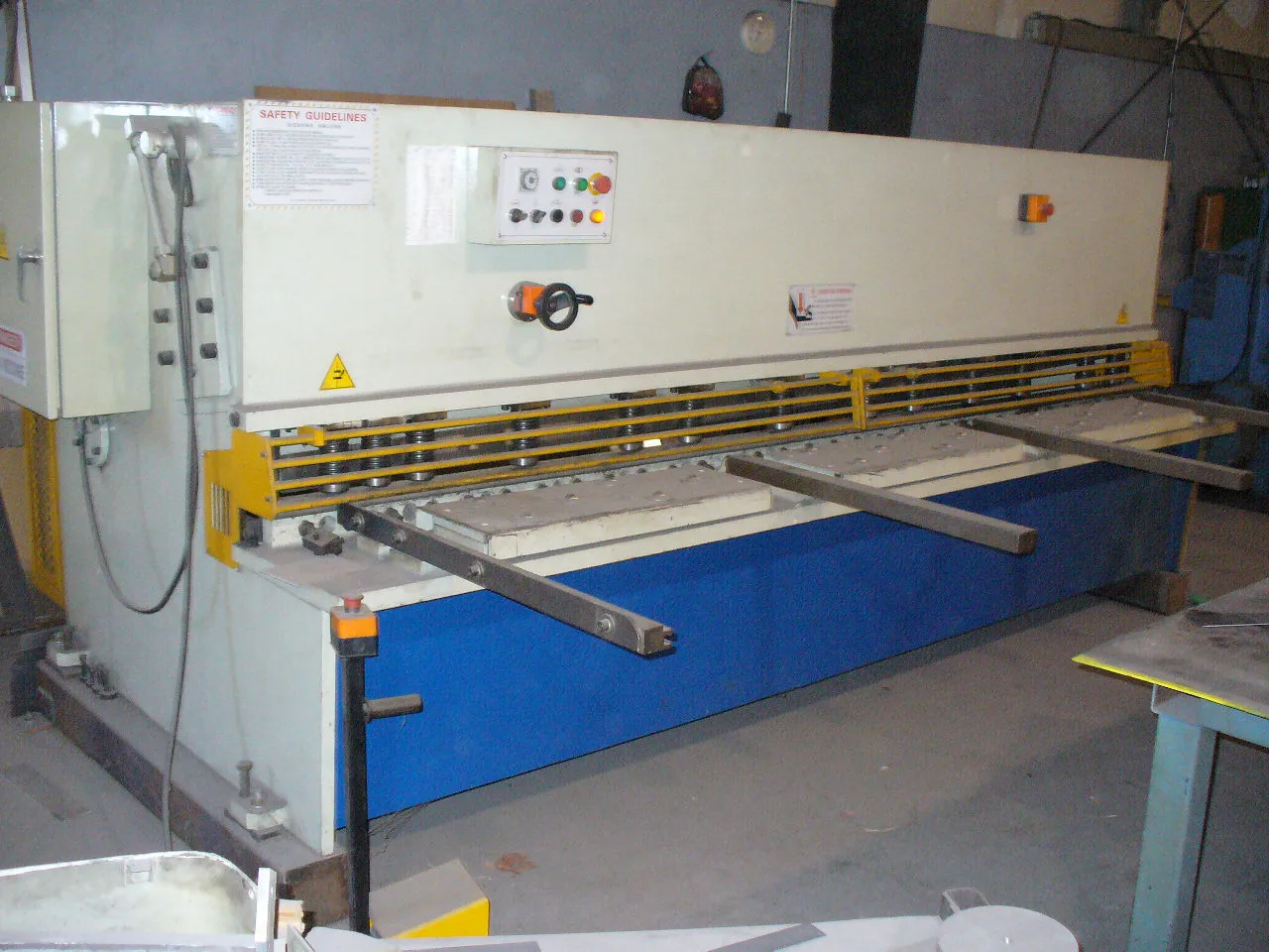 Used 2006 BIRMINGHAM H1035C 10GA. X 120" HYD SHEAR Shears-Power ...