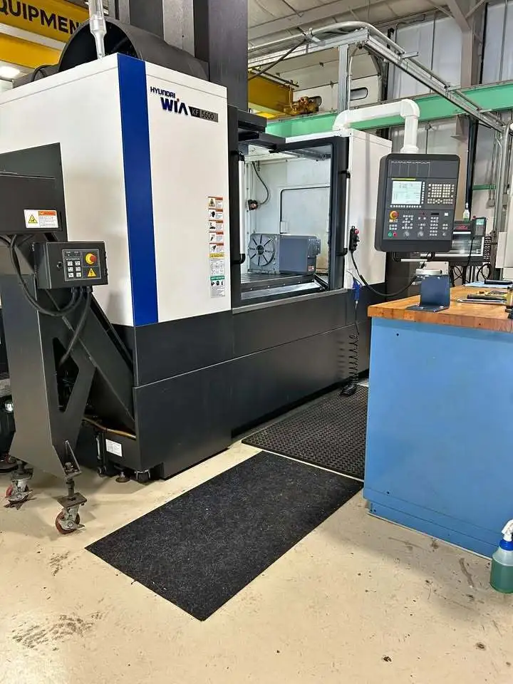Used 2017 HYUNDAI WIA KF5600 Machining Centers, Vertical 93973 | Asset ...