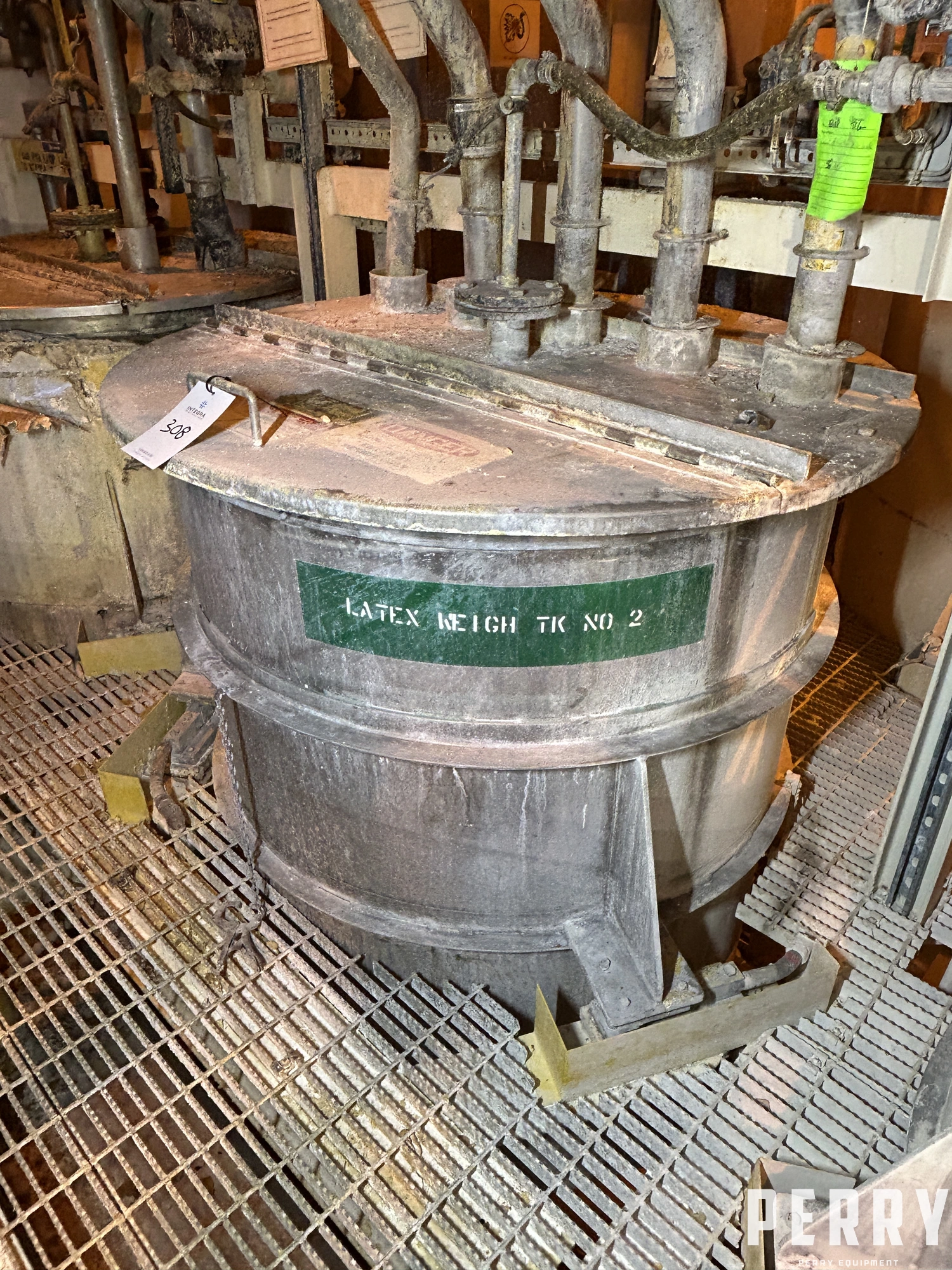 Used 1990 STAINLESS STEEL TANK 780 GALLON Stainless Steel Tanks V889 ...