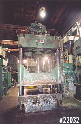 Used DAKE DWN/4PS Compression Molding Press 22032 | Kempler Machinery