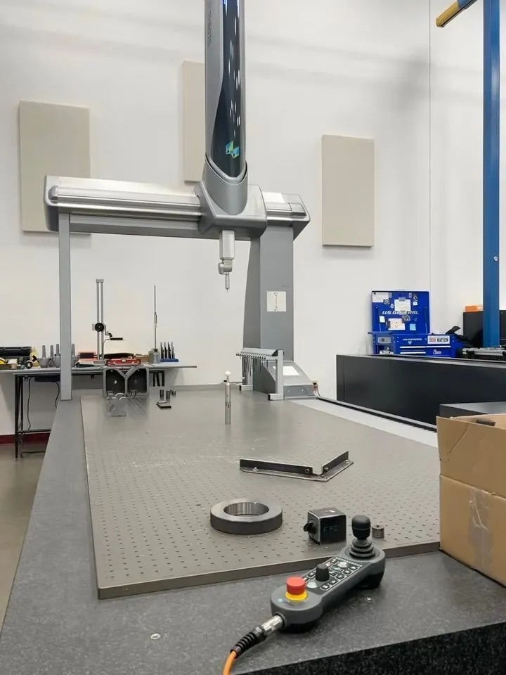 Used 2018 HEXAGON Global S Blue 12.30.10 Coordinate Measuring Machines ...