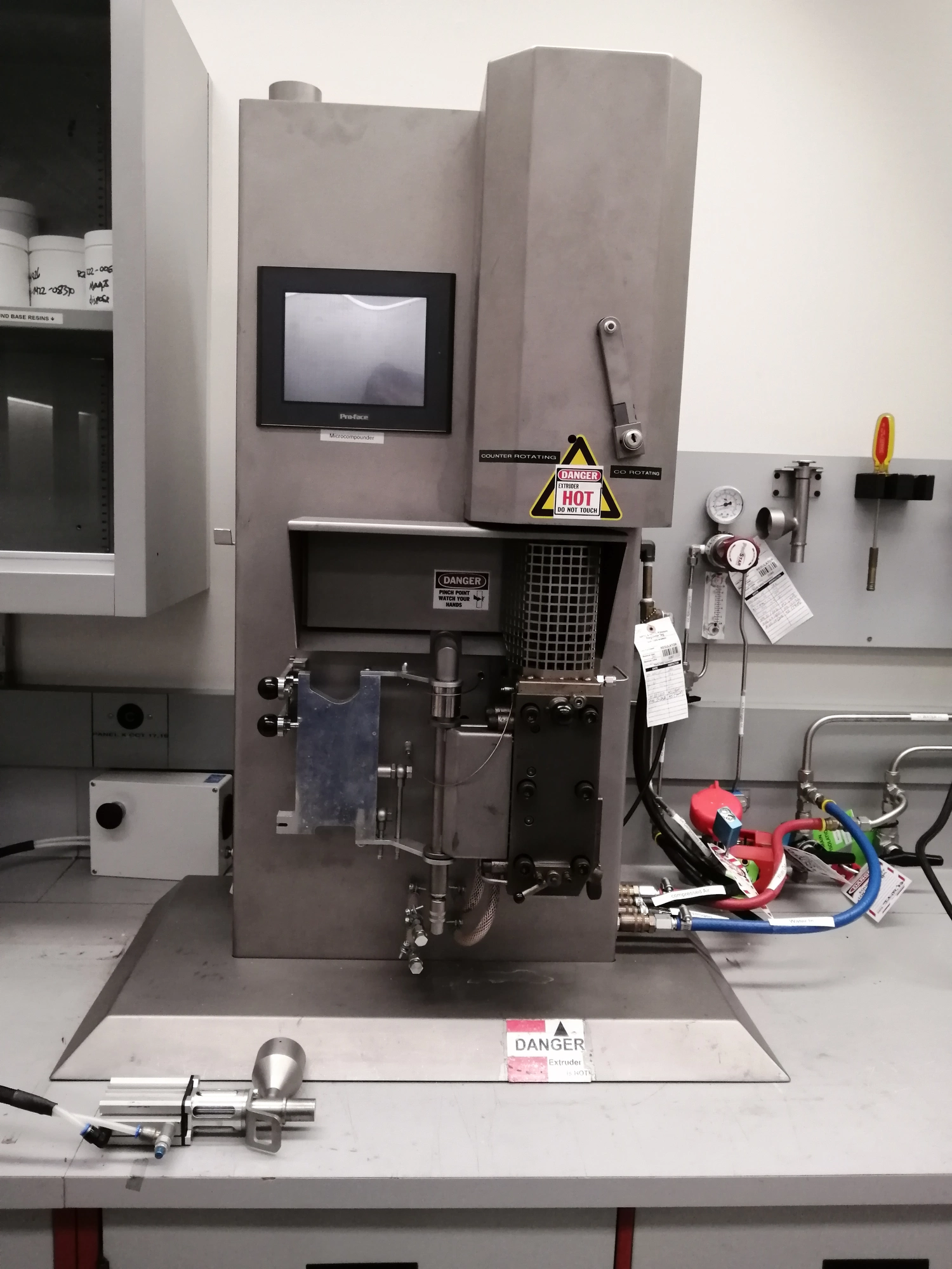 Used 2005 DSM RESEARCH (XPLORE) MICRO 15CC TWIN SCREW COMPOUNDER AND ...