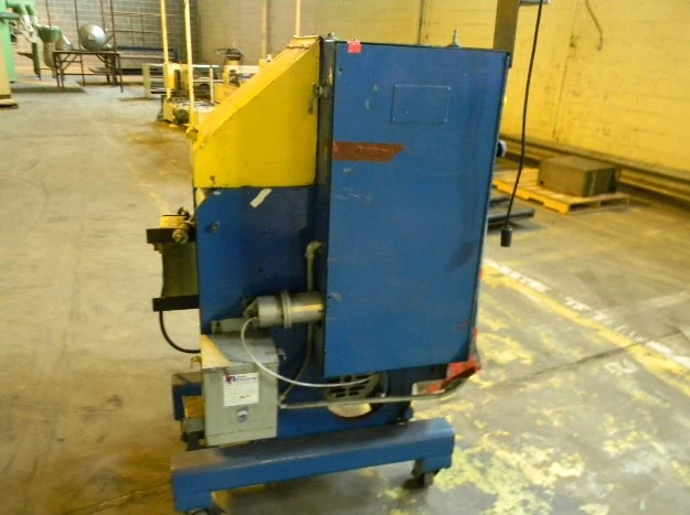 Used GLOUCESTER ENGINEERING CO 401 MINI SEPARATOR Bag Machines ...