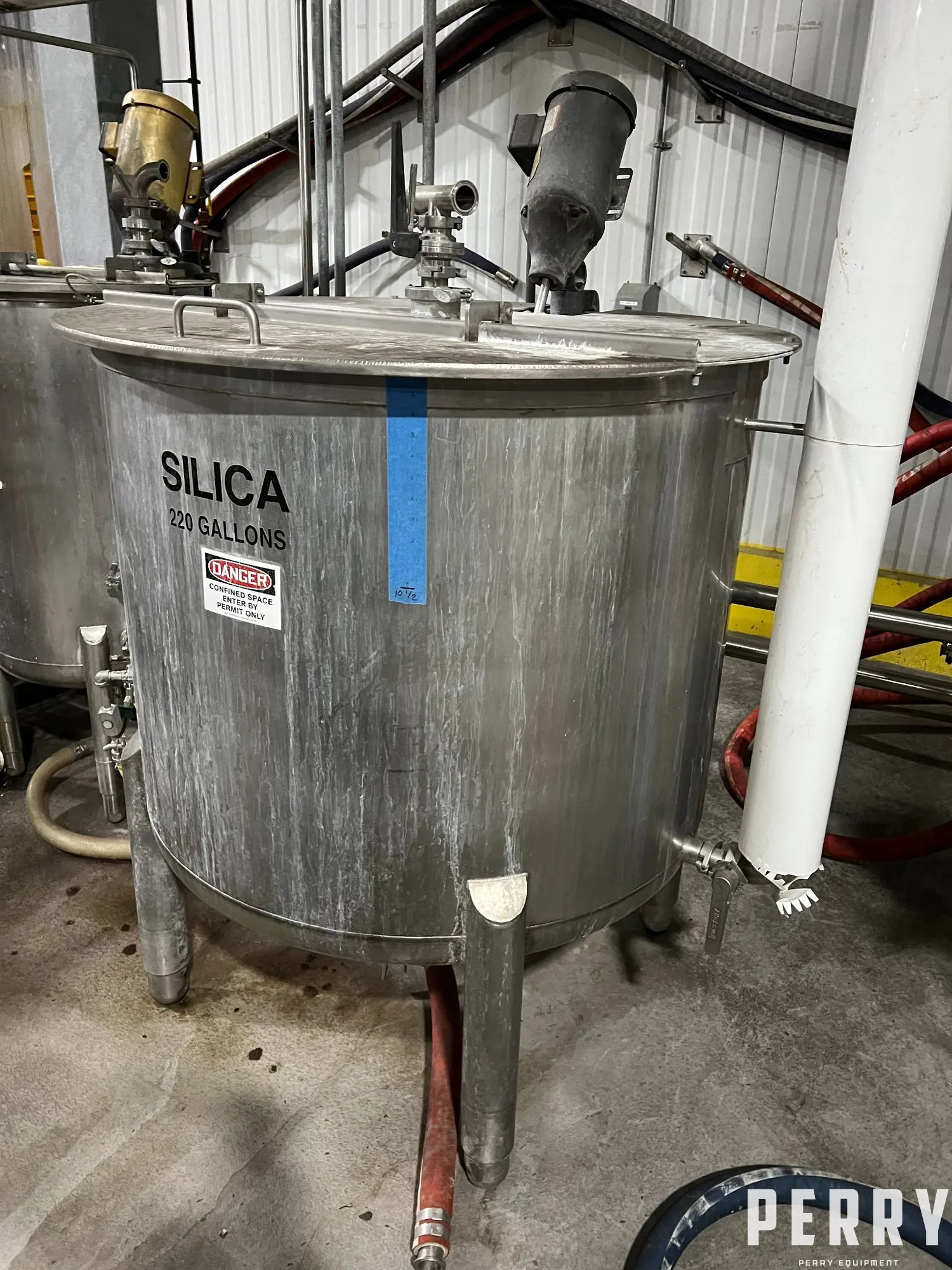 Used Tank S/S - 0 to 999 Gal. (H=height, L=length) V21789-15 | Perry ...