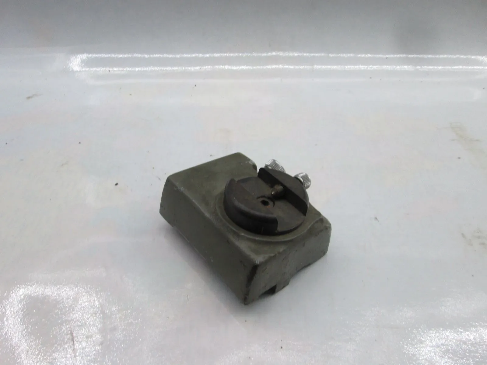 Used KODAK Rotary Staging Vise Tool Holding 22335 | Global Machine ...