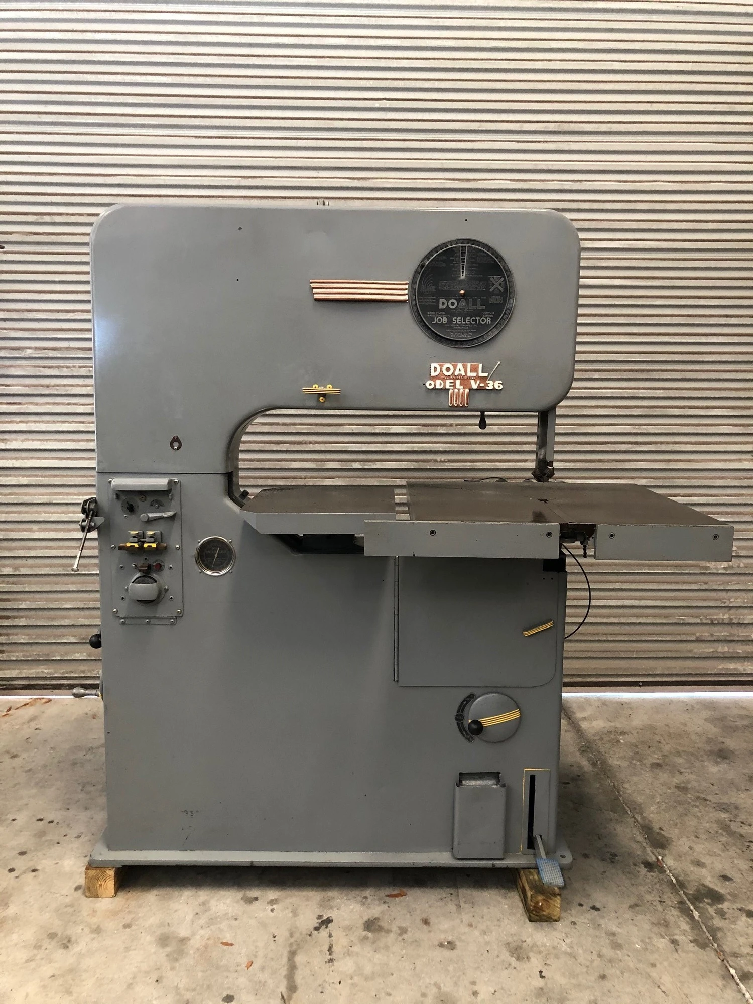 Used DOALL V-36 Vertical Band Saws 5329 | GMT