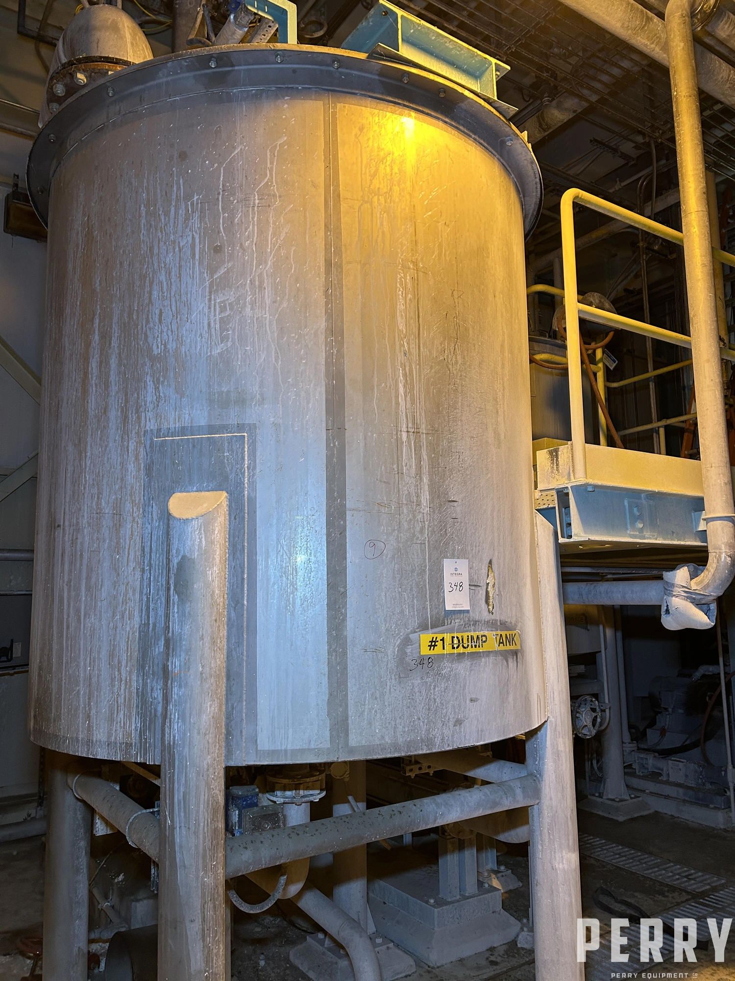 Used Tank S/S - 1000 to 1999 Gal. (H=height, L=length) V889-348 | Perry ...