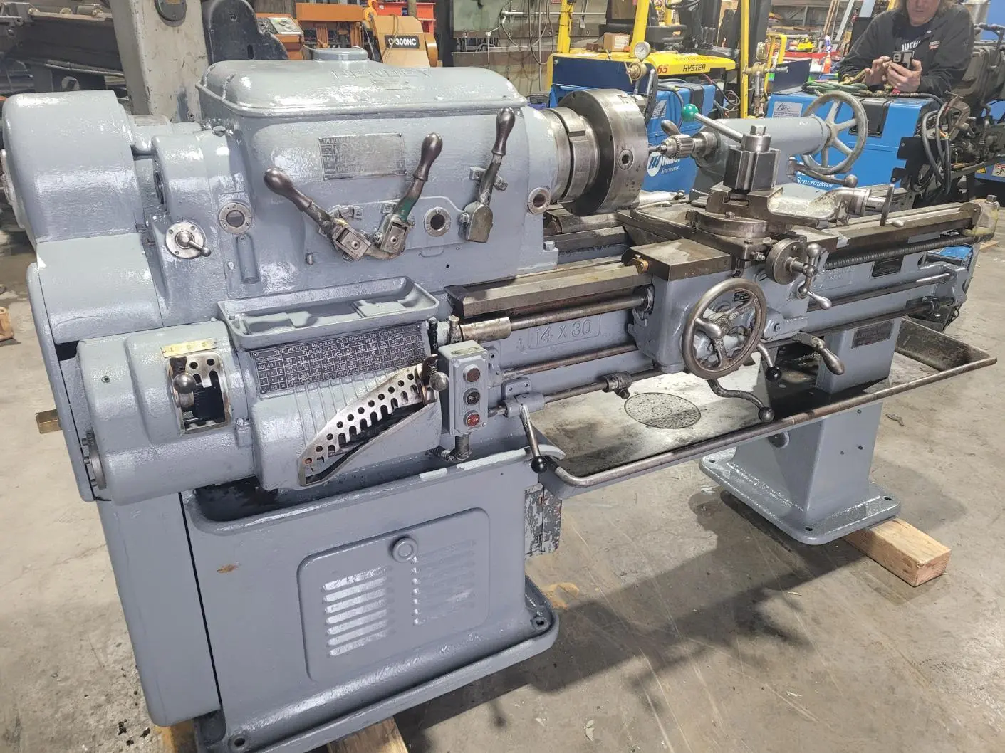Used HENDEY 14 x 30 Manual Lathes 2404 | MD Equipment Services LLC