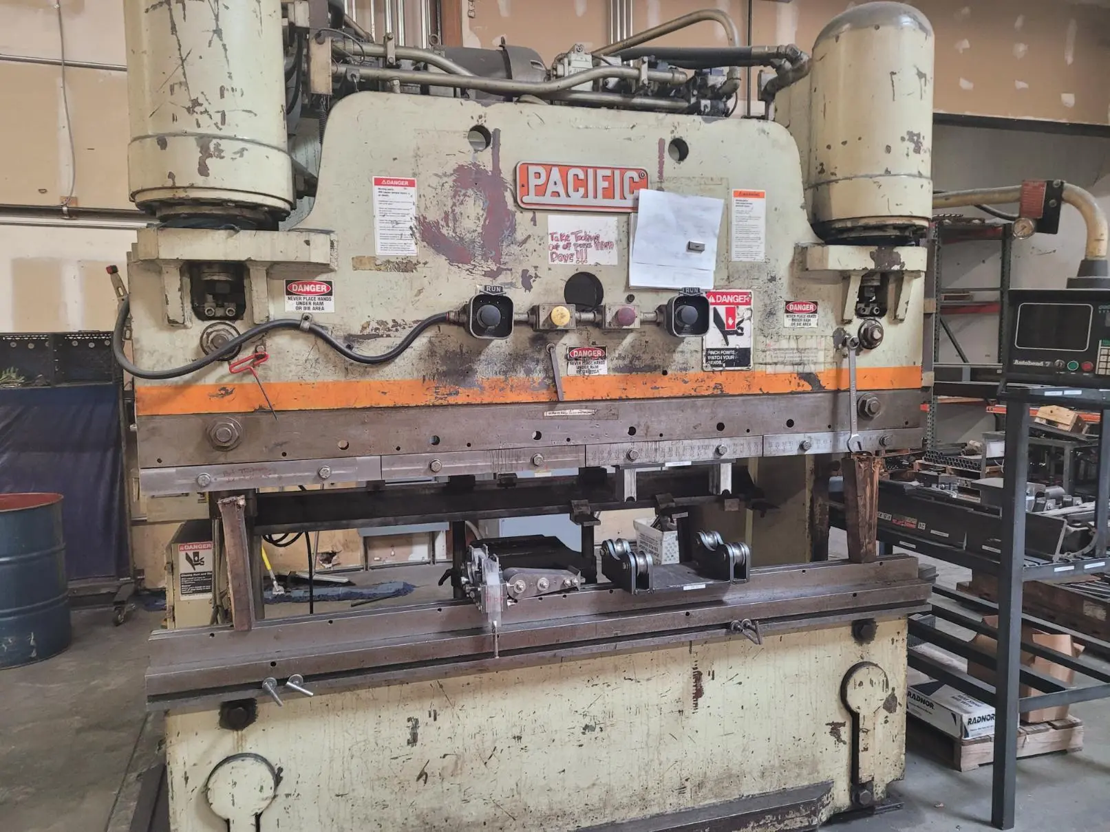 Used 1975 PACIFIC PRESS & SHEAR K200-8 Brake Presses 2411 | MD ...