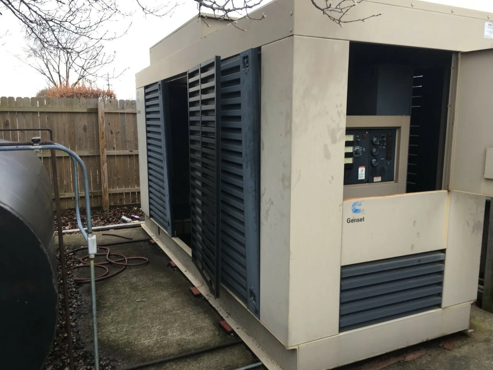 Cummins KTA19 - 450KW Diesel Generator Set | Power Generation Enterprises