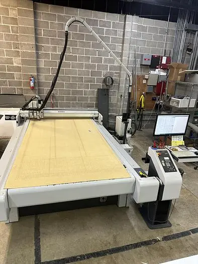 Used 2013 ZUND G3 M2500 Flatbed Digital Cutting Tables & Plotters ...