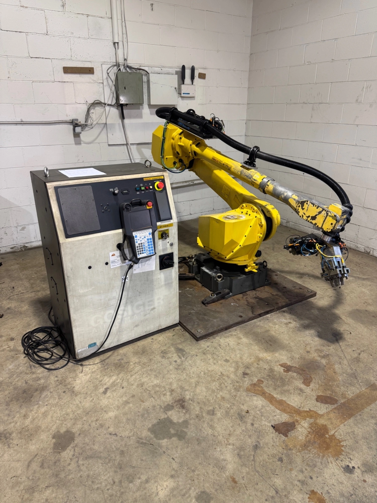 Used 2010 FANUC FANUC M710IC/20L 6 Axis Robots 200294 | K.B. Industries LLC