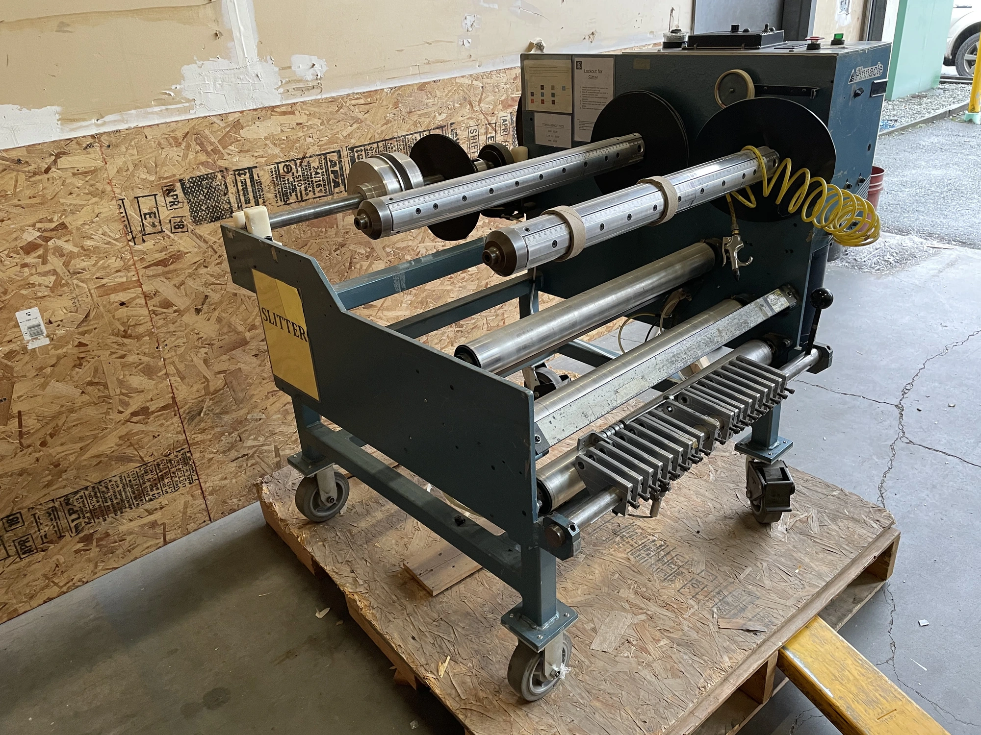 Used 2002 PINNACLE CCSR-24-R Slitters & Perforators, slitter rewinder ...