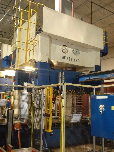 Used 2005 SUTHERLAND HD 600 HYDRAULIC PRESS Hydraulic Press 8426 | Universal Press & Machinery (UPM)