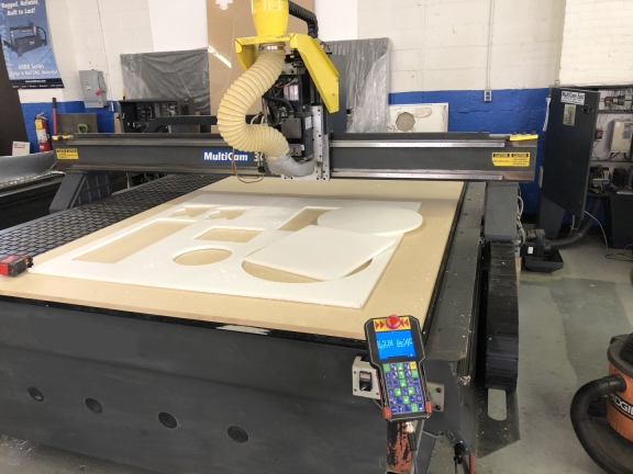 Used 2005 MULTICAM 3-304-R Used 3 Axis CNC Routers 20729 | PlastiMach Corp