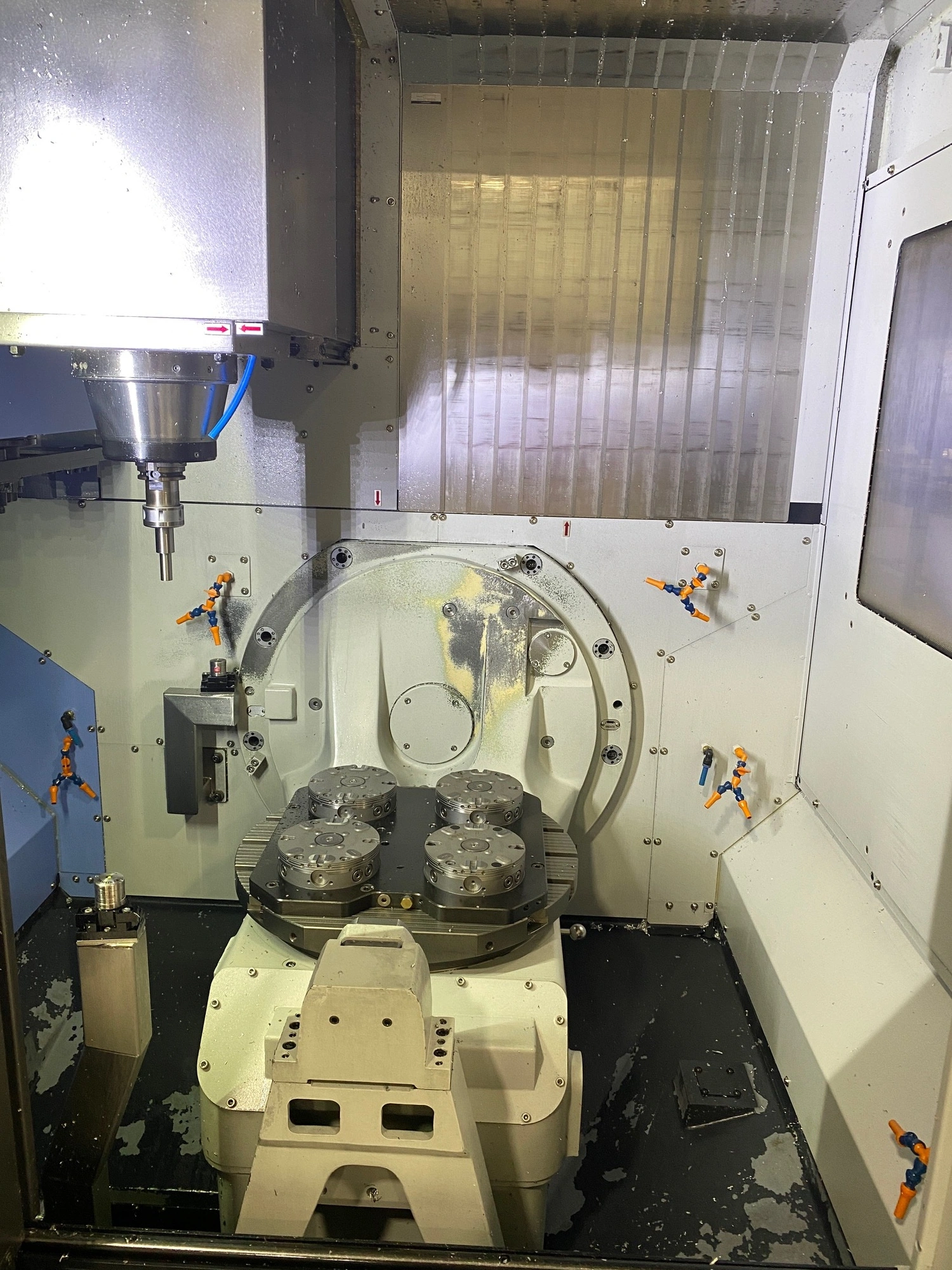 Used 2022 DOOSAN DVF 5000 CNC 5 Axis Machines 9862 | USED CNC WAREHOUSE