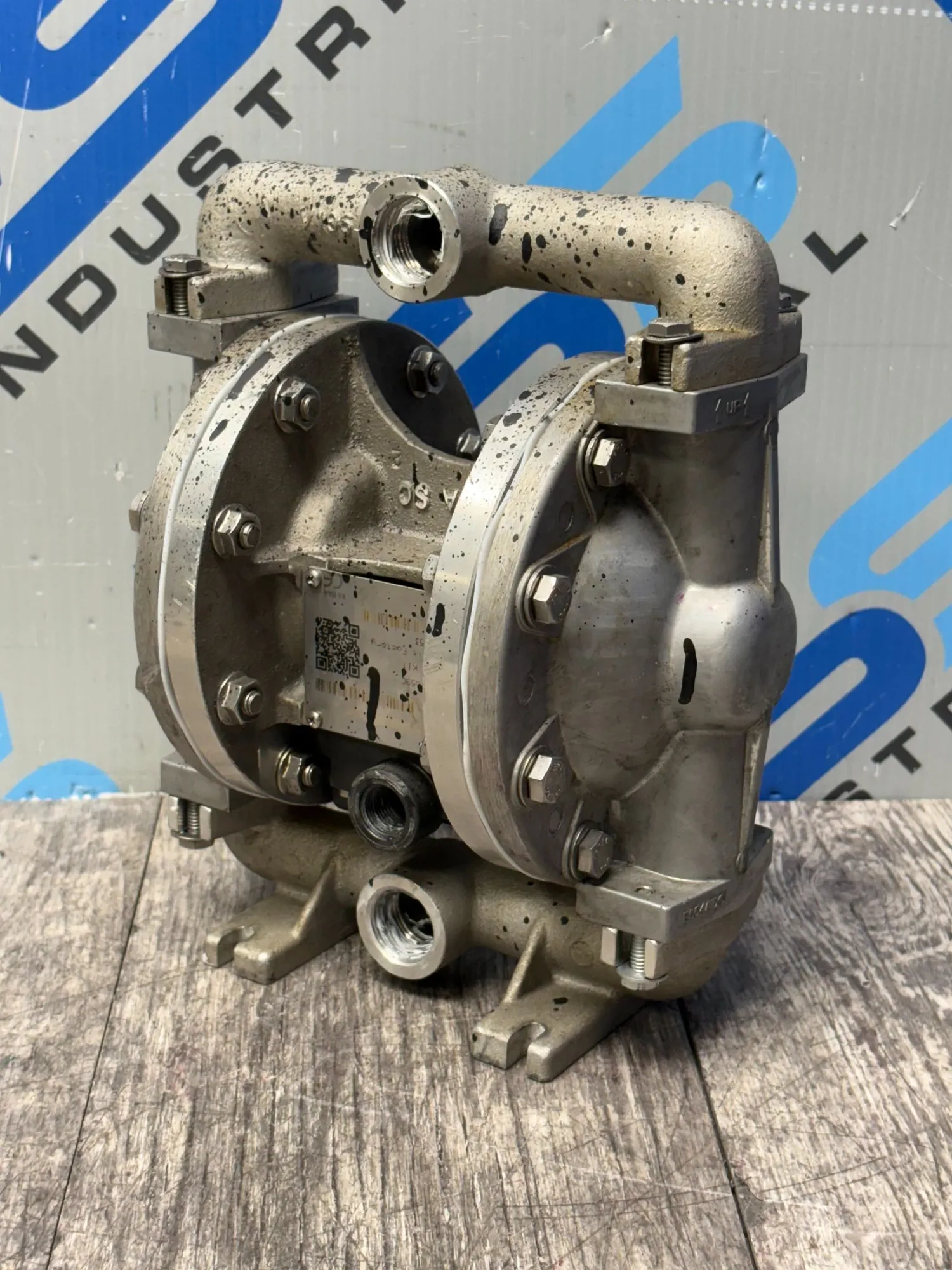 Used VERSAMATIC E7AA5T559C Diaphragm Pumps BC3844-3153E | ESS ...