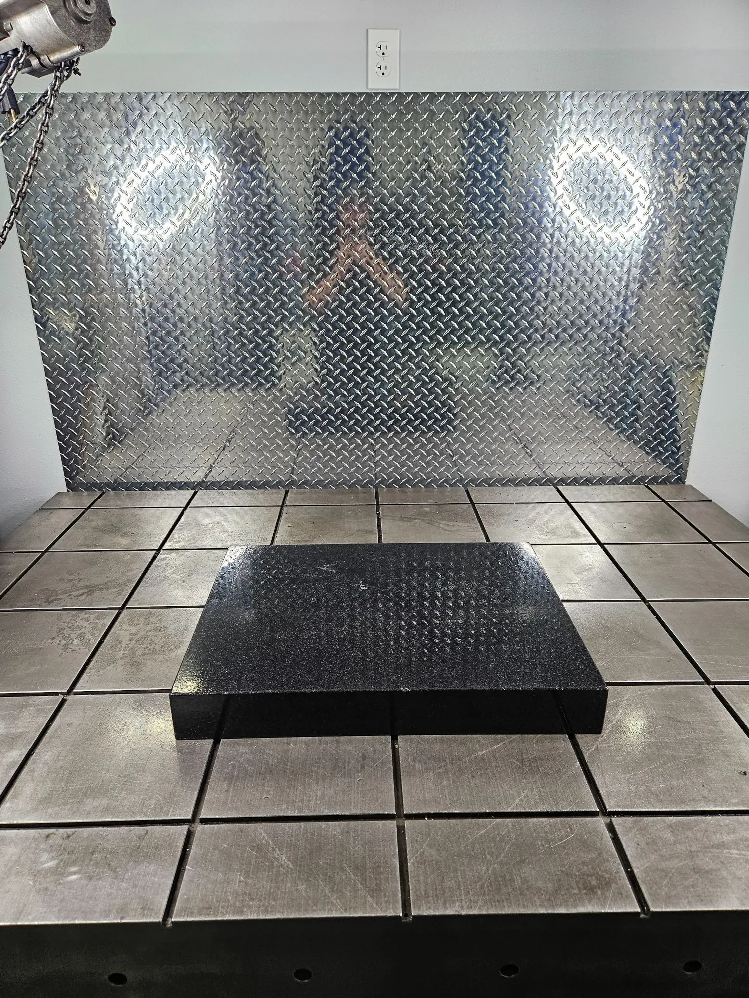 Used 18" x 24" x 3" Granite Surface Plates 8072 | GMT