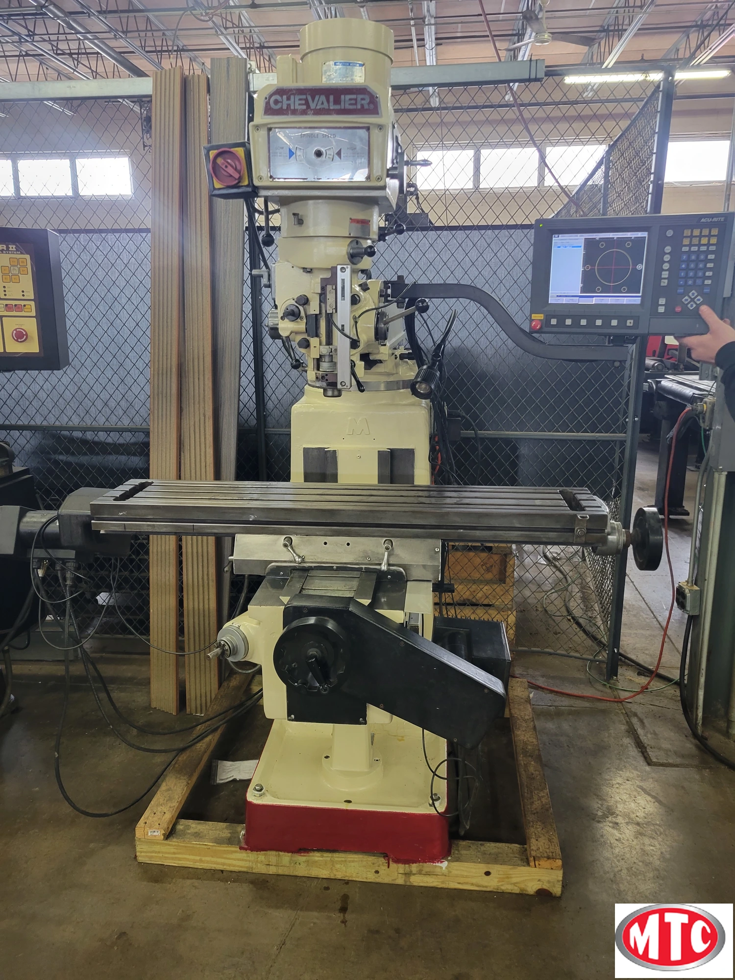 Used CHEVALIER FM3VK 2 & 3 Axis Control Vertical Milling Machine 8195 ...