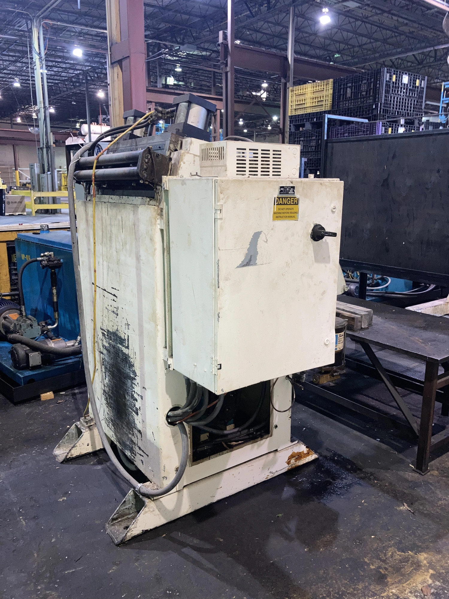Used CWP 5R-24 / SE24C Uncoiler Straighteners 11577 | Universal Press