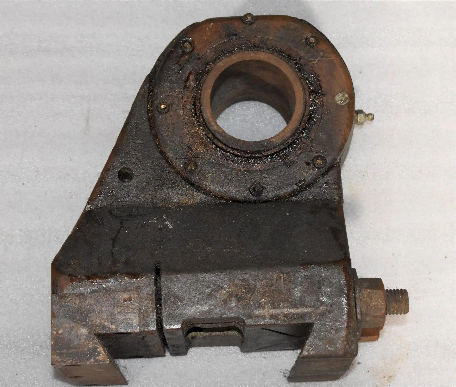 Used Arbors & Adapters Q10560 | Great American Equipment Company