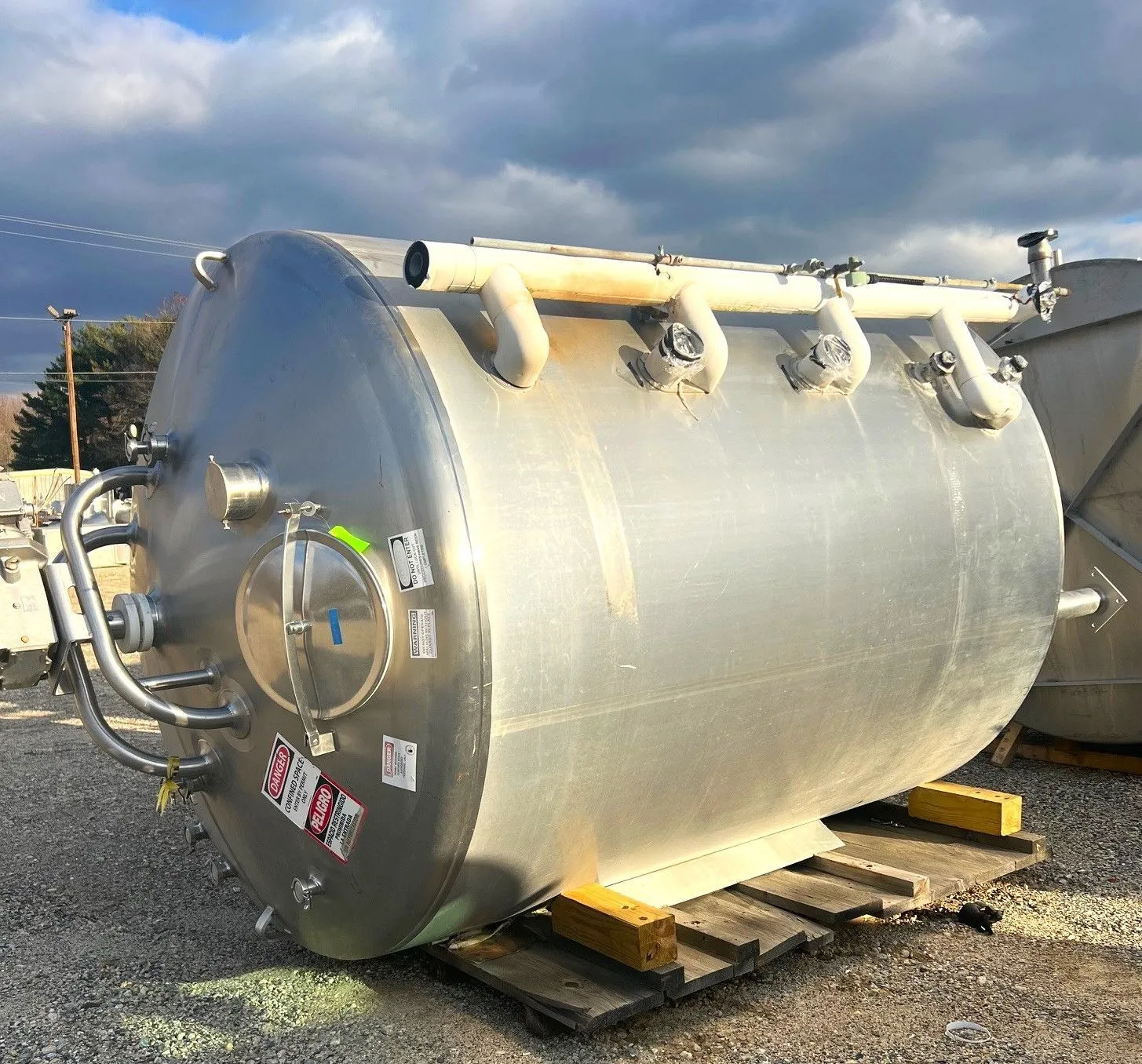 Used FELDMEIER 2,000 Gallon Stainless Steel Sanitary Jacketed Mix Tank ...