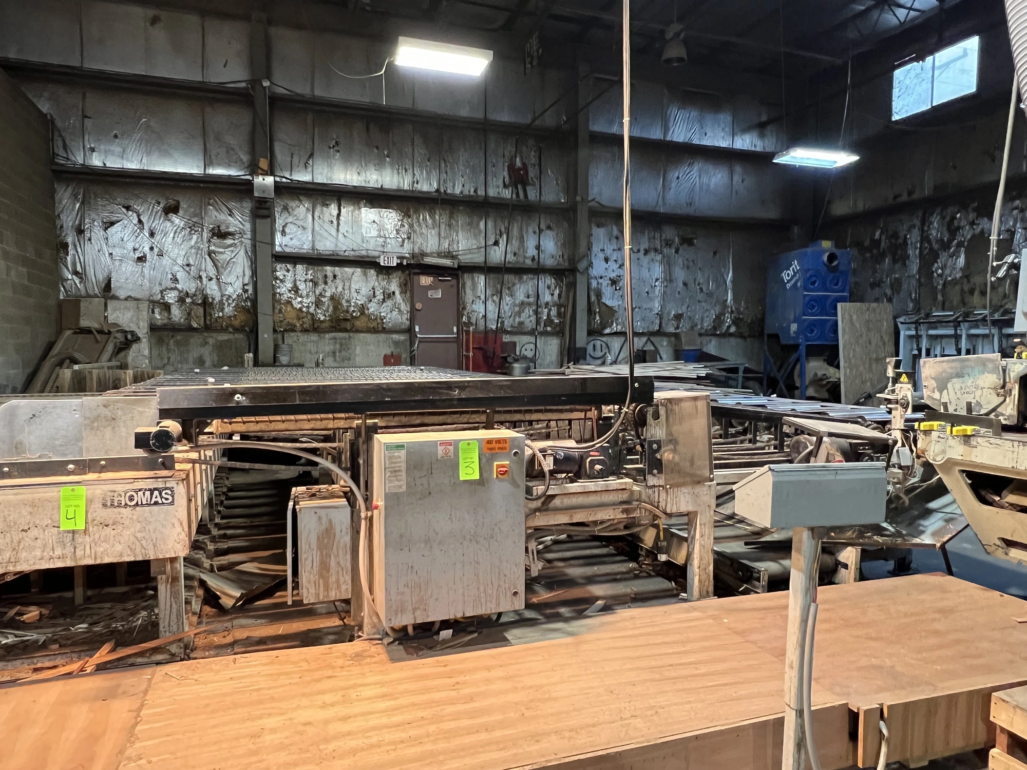 Used THOMAS 17'X208" LATERAL TRANSFER FEEDER 103881 | Levy Recovery Group