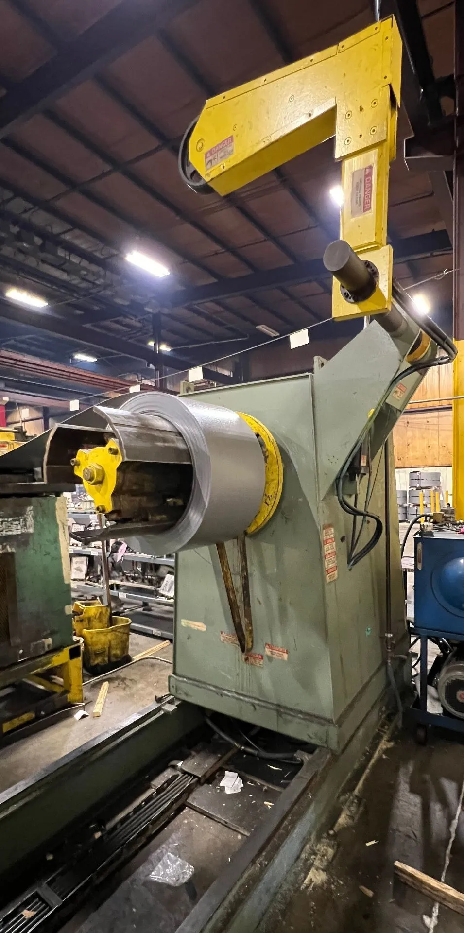 15,000 # x 24" wide Coe motorized Coil Reel | Rygate LLC