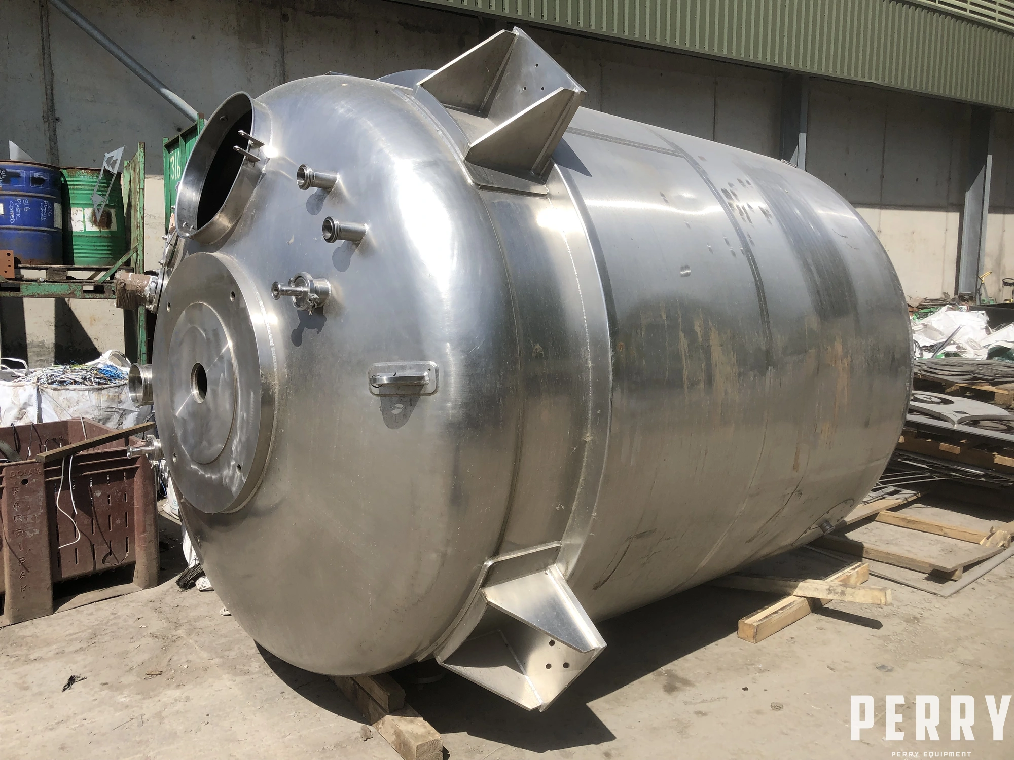 Used Websters 8,000 Litre Stainless Steel Tanks (Europe) L1455-04 ...