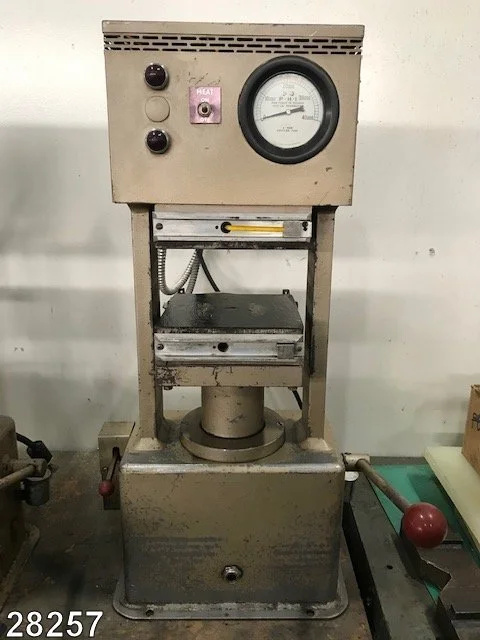 Used 20 Ton PHI Hydraulic Lab Press #28257 | Kempler Industries