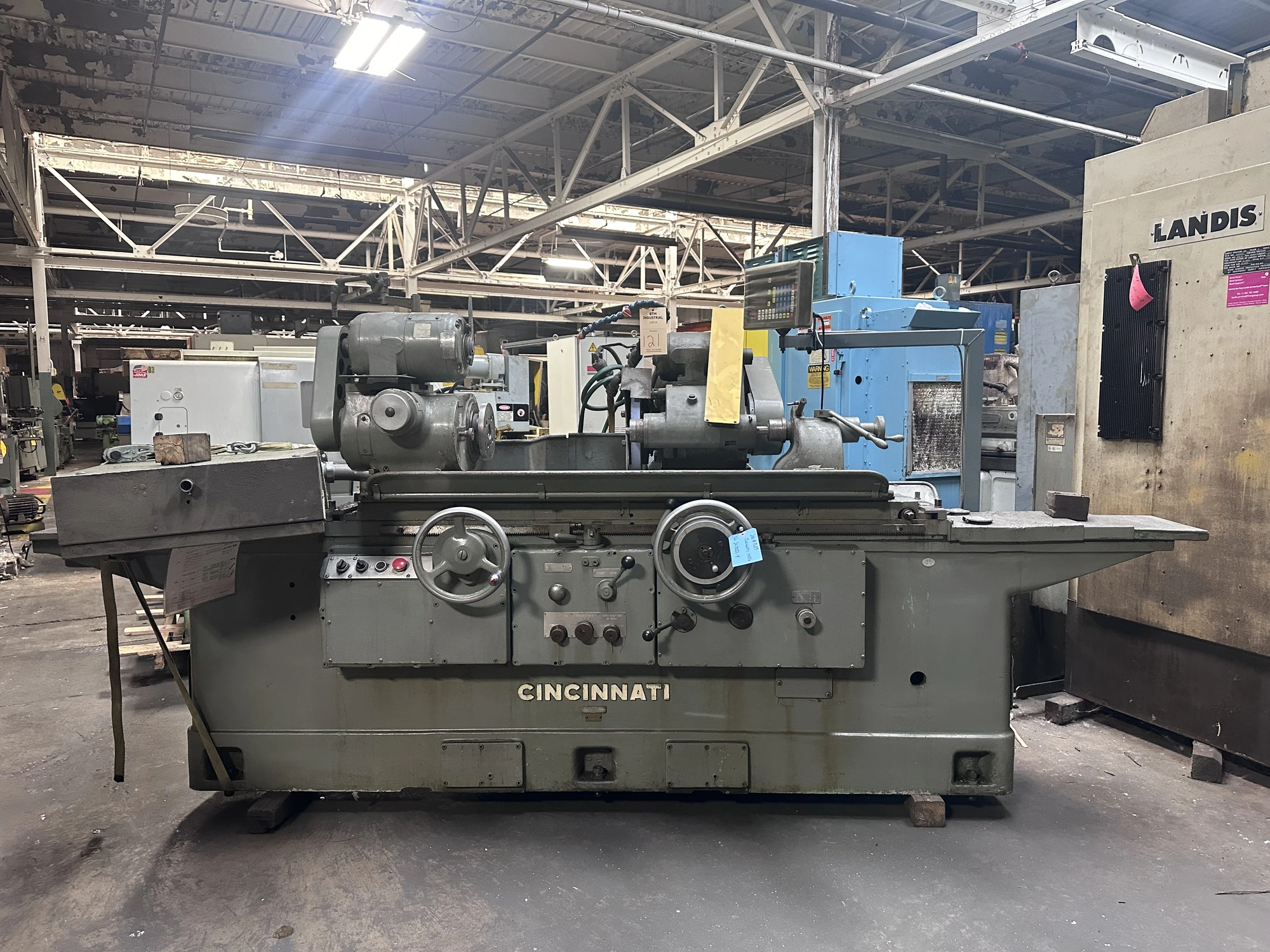 Used 1962 CINCINNATI 14 X 36 GRINDERS, CYLINDRICAL – UNIVERSAL 8689 ...