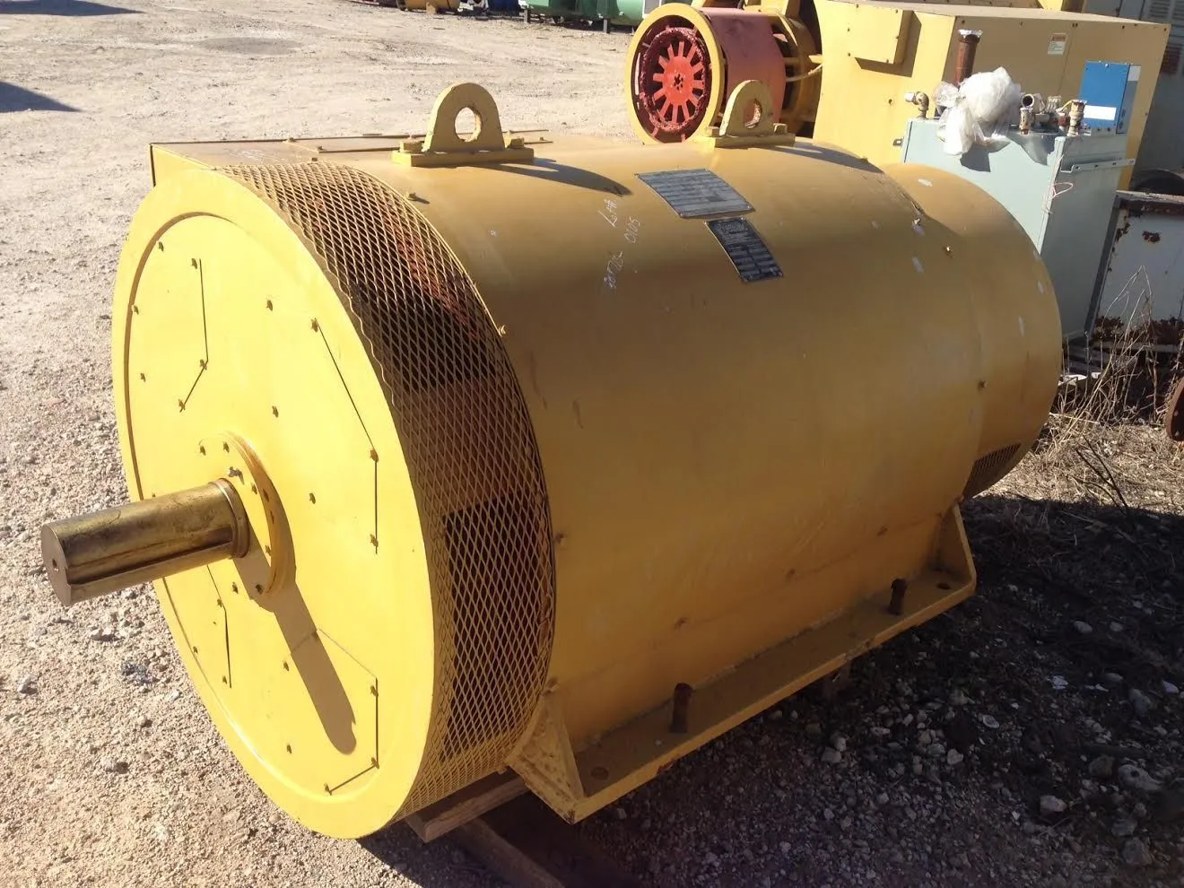 Item# A8413 - Kato 800KW, 60Hz, 600V Continuous Duty Generator End ...